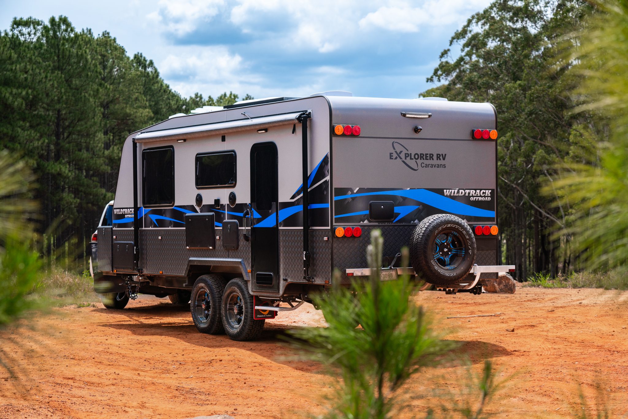 GALLERY - Explorer RV - Explorer RV caravan images